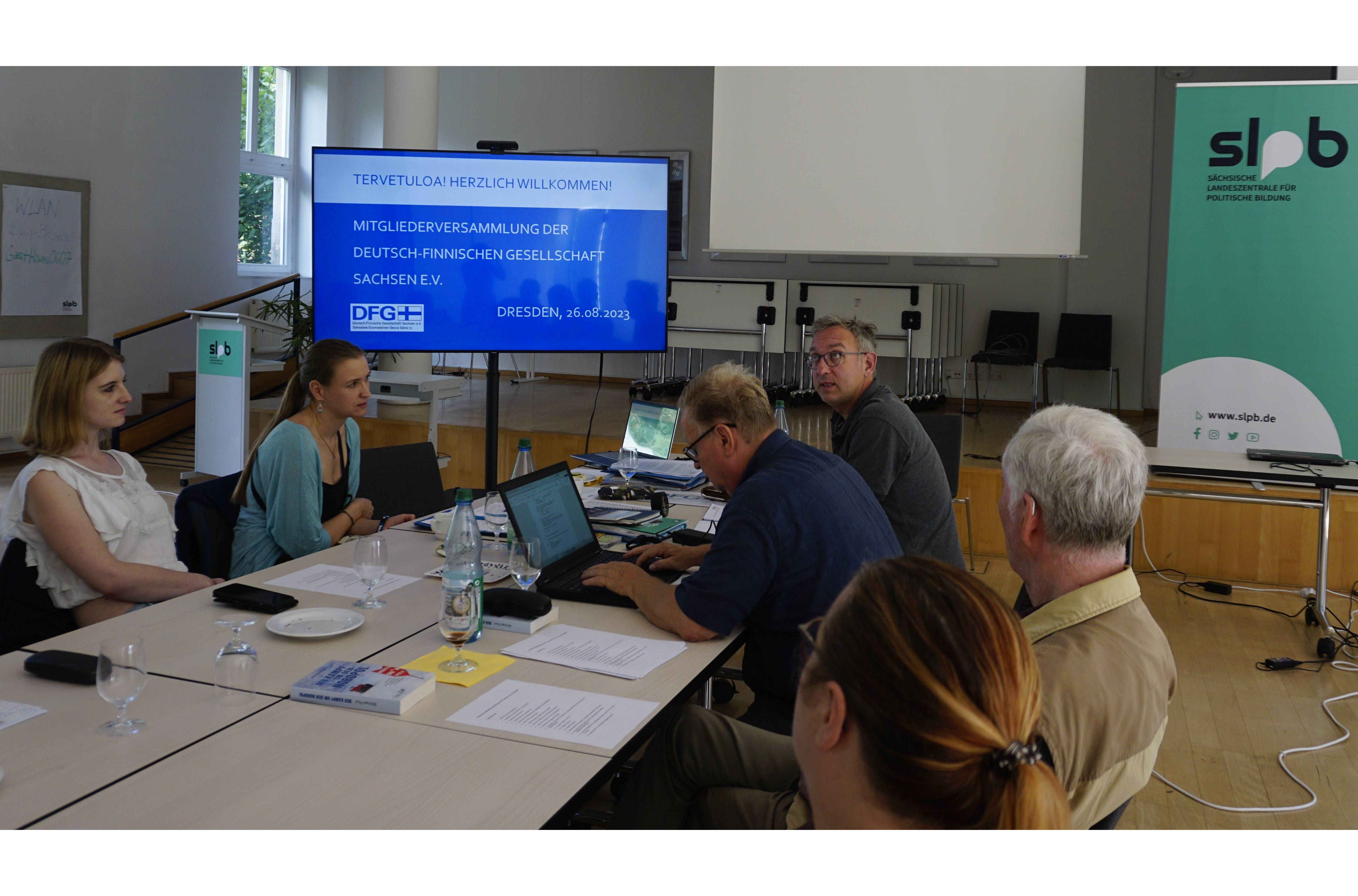 Mitgliederversammlung der DFG Sachsen ohne neuen Vorstand - DFG